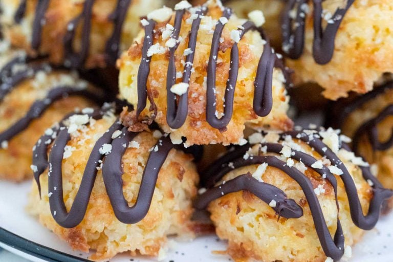 Besitos de Coco Puerto Rican Cookies - Kids Are A Trip